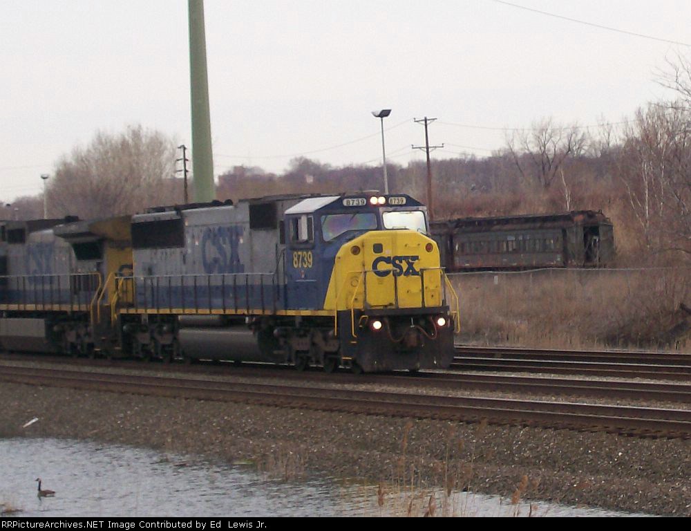 CSX 8739